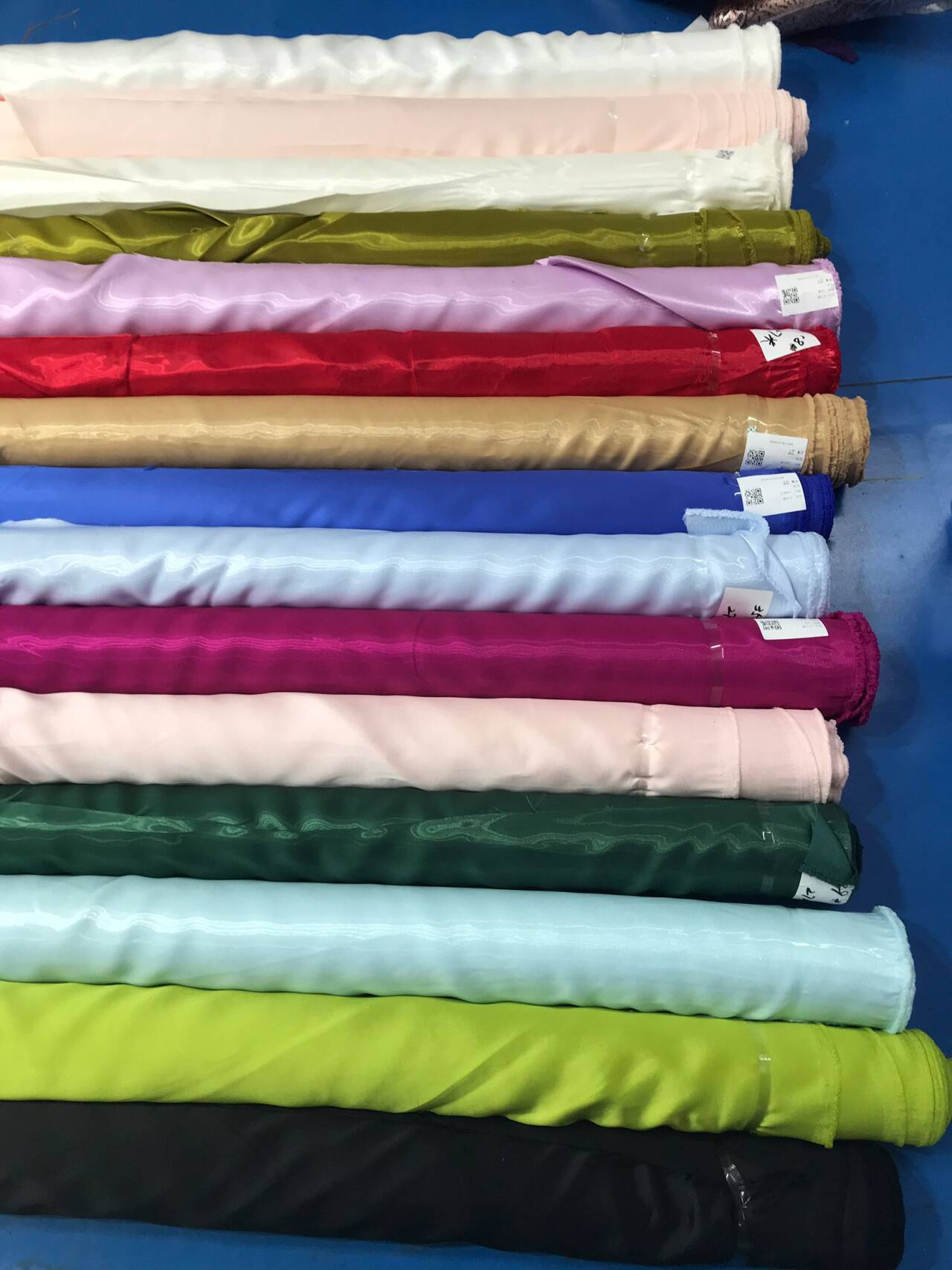 Learn What Makes Mikado Material So Popular in Luxury Fashion? - TOPONE ...